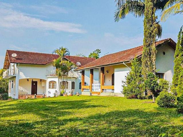 Sobrado com 3 quartos à venda ou aluguel no Colônia Zona Sul