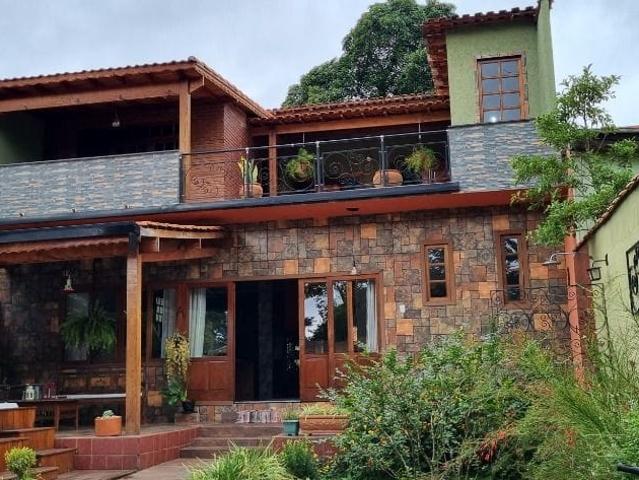 Sobrado com 3 quartos à venda ou aluguel no Jardim Alviverde