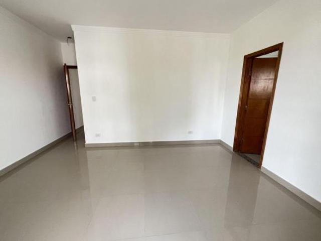 Sobrado com 3 quartos, Boqueirão, Praia Grande R$ 850 mil
