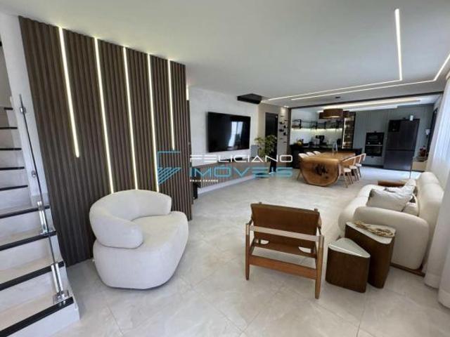 Sobrado com 3 quartos, Guilhermina, Praia Grande R$ 1.49 mi, Cod: 5576