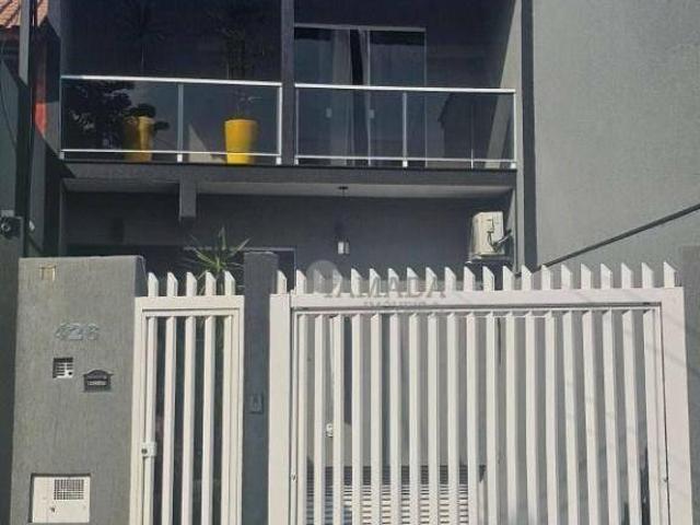 Sobrado com 3 quartos dormitórios sendo 1 suite à venda, 172 m² por R$ 780.000,00 Avenida Pedro