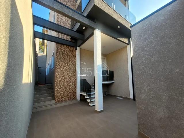 Sobrado com 3 Quartos e 4 banheiros à Venda, 167 m² por R$ 830.000