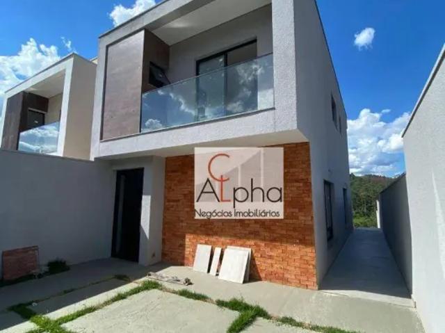 Sobrado com 3 Quartos e 4 banheiros à Venda, 135 m² por R$ 930.000