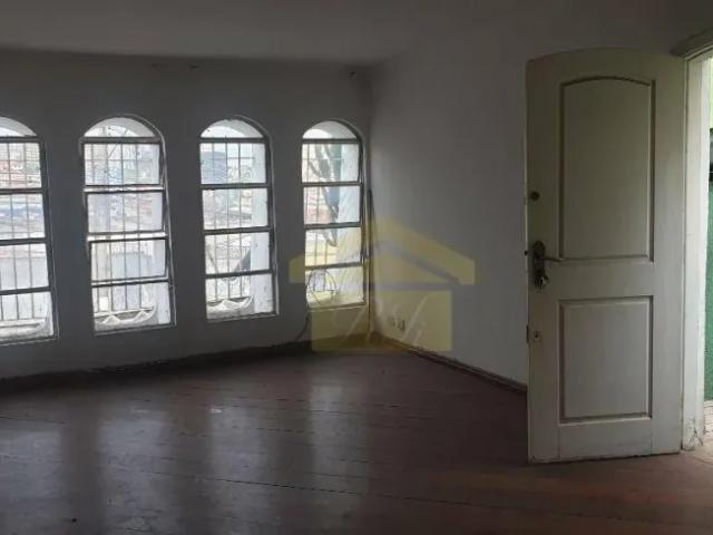 Sobrado com 3 Quartos e 4 banheiros à Venda, 138 m² por R$ 490.000