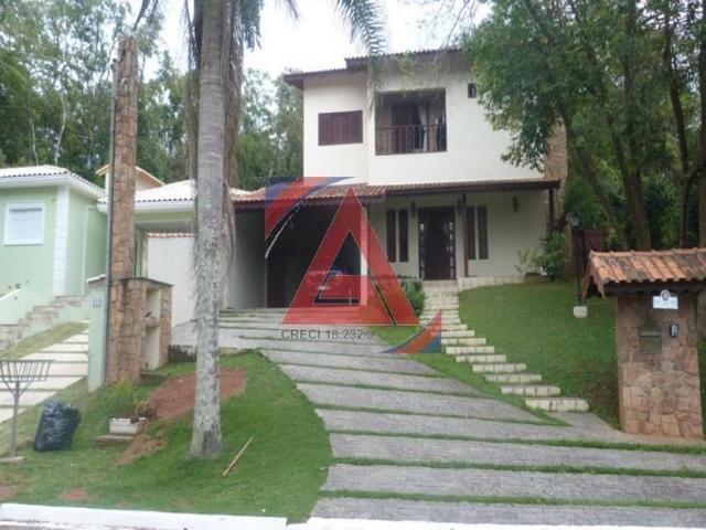 Sobrado com 3 Quartos e 4 banheiros à Venda, 350 m² por R$ 1.280.000