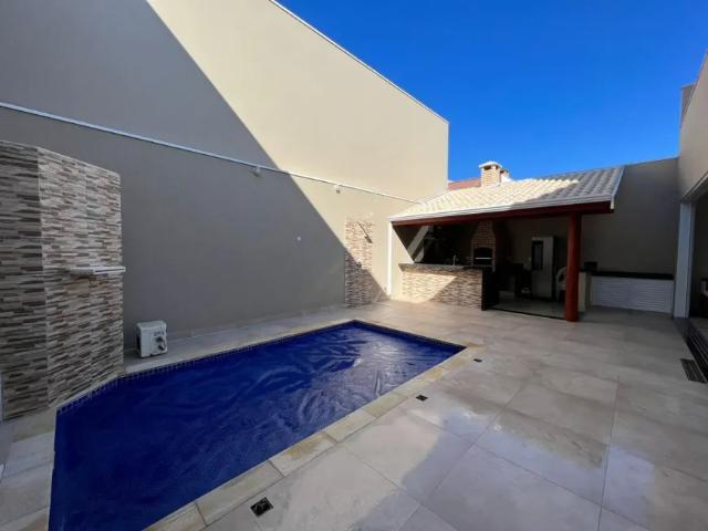Sobrado com 3 Quartos e 5 banheiros à Venda, 280 m² por R$ 2.000.000
