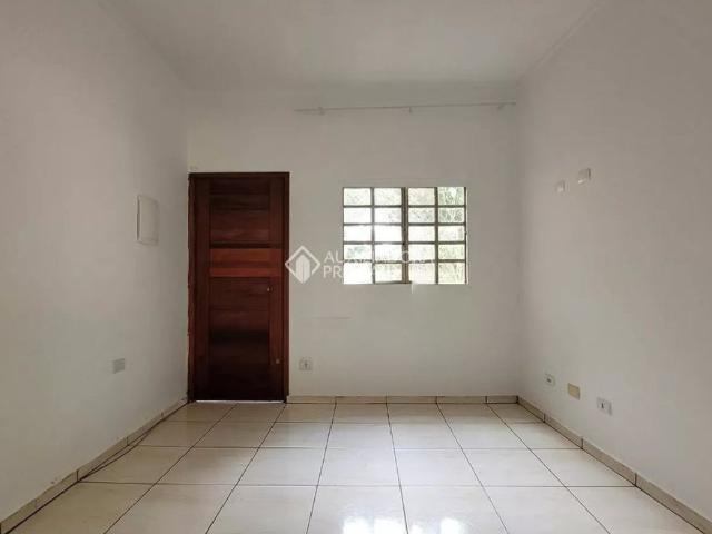 Sobrado com 3 quartos e 110m² para alugar em Jardim Las Vegas, Santo André