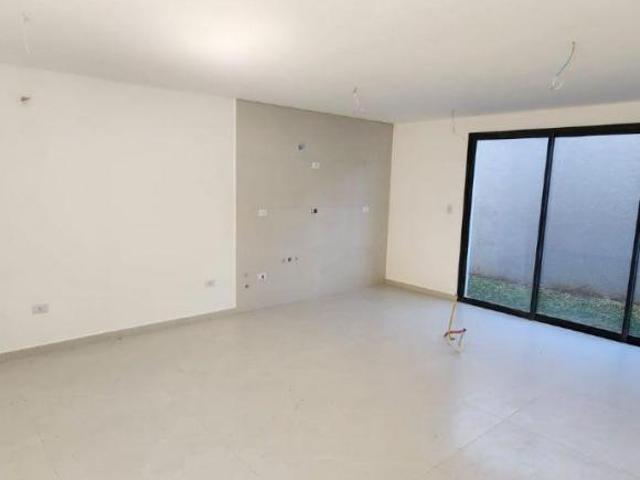 Sobrado com 3 quartos e 138 m² à venda em Santa Felicidade