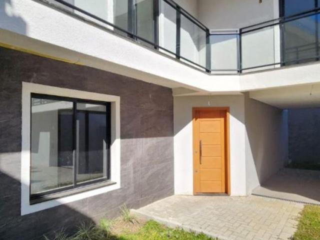 Sobrado com 3 quartos e 176 m² à venda em Santa Felicidade