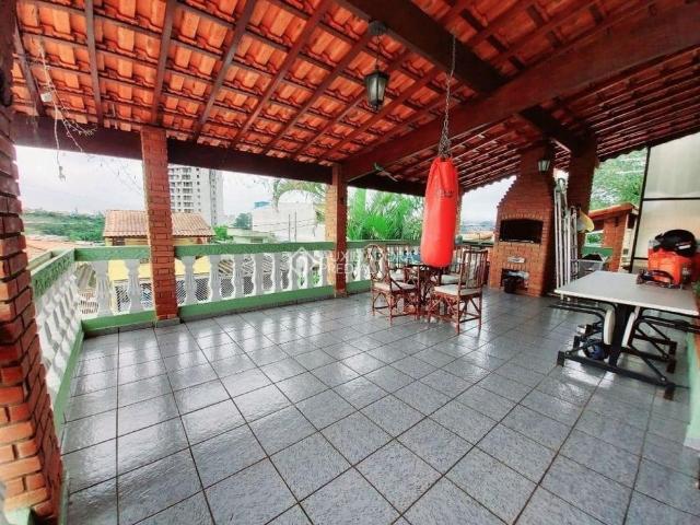 Sobrado com 3 quartos e 180m² para alugar em Demarchi, São Bernardo do Campo