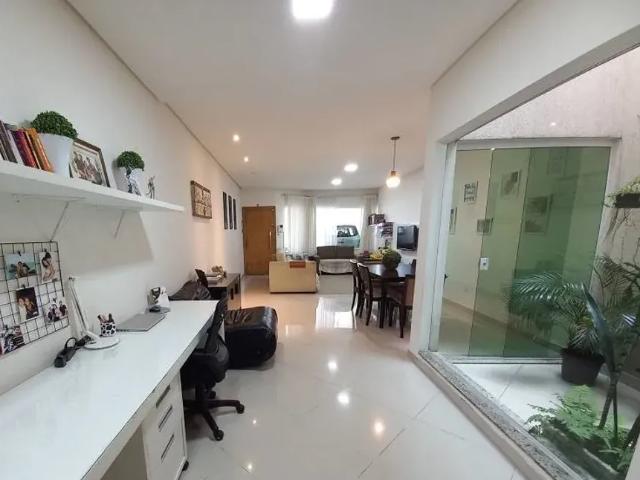 Sobrado com 3 Quartos e 1 banheiro à Venda, 100 m² por R$ 190.000