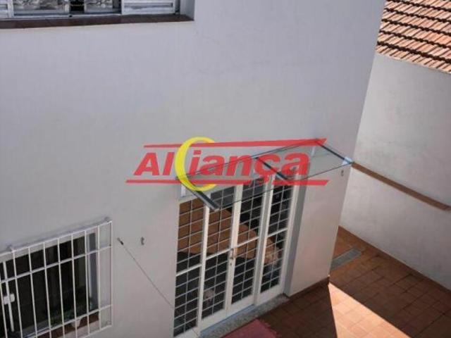 SOBRADO COM 3 QUARTOS E 1 SUITE VILA GALVÃO