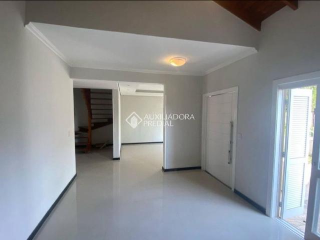 Sobrado com 3 quartos e 250m² para alugar em Bela Vista, Gravataí