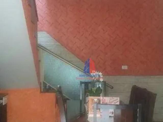 Sobrado com 3 Quartos e 2 banheiros à Venda, 150 m² por R$ 420.000