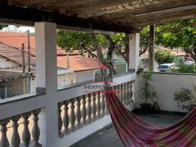 Sobrado com 3 Quartos e 2 banheiros à Venda, 162 m² por R$ 417.000