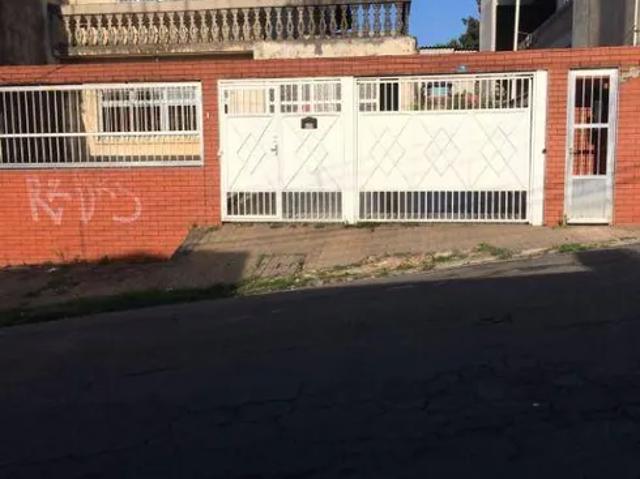Sobrado com 3 Quartos e 2 banheiros à Venda, 191 m² por R$ 480.000
