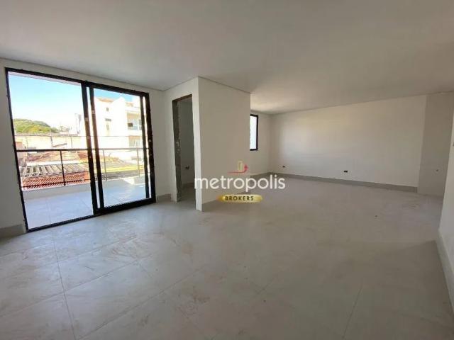 Sobrado com 3 Quartos e 2 banheiros à Venda, 194 m² por R$ 981.000