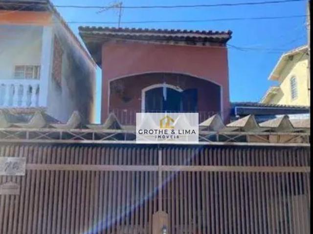 Sobrado com 3 Quartos e 2 banheiros à Venda, 100 m² por R$ 402.000