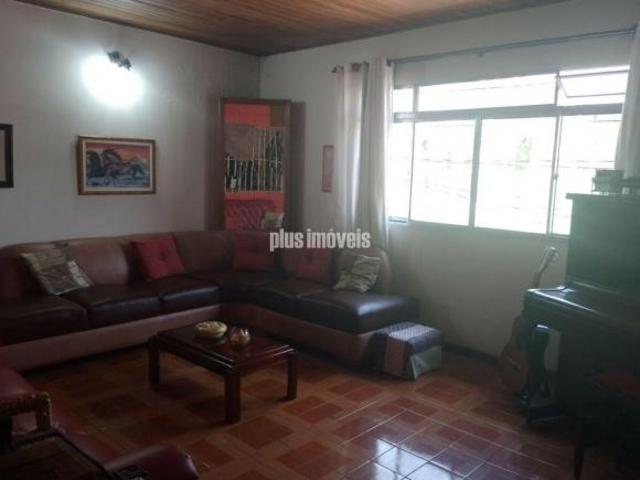Sobrado com 3 Quartos e 2 banheiros à Venda, 100 m² por R$ 800.000