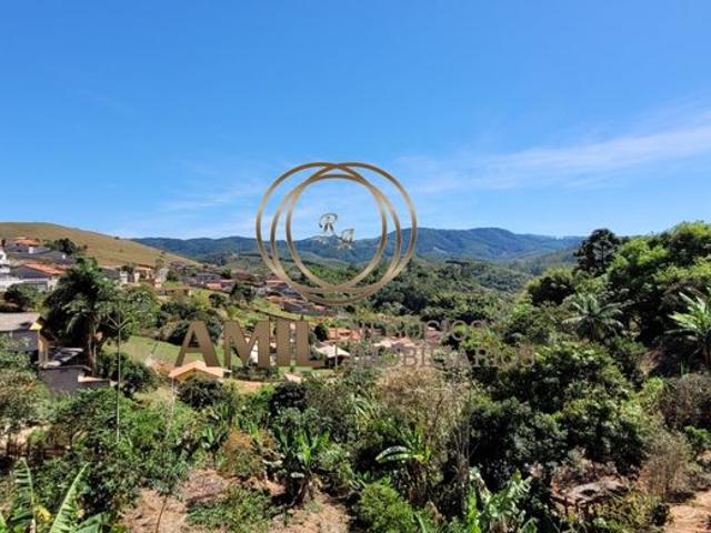 Sobrado com 3 Quartos e 2 banheiros à Venda, 120 m² por R$ 350.000