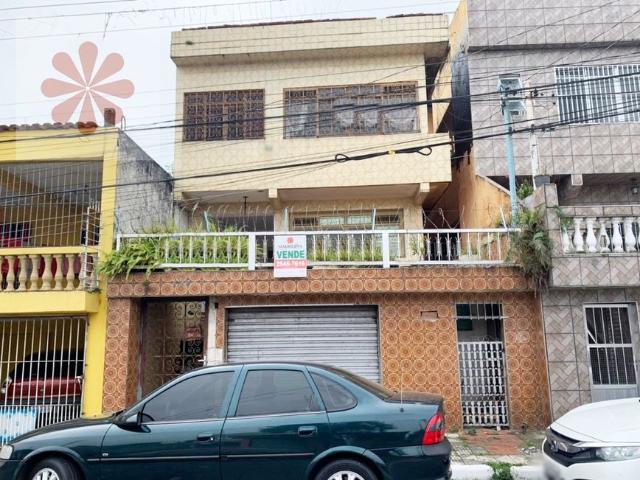 Sobrado com 3 Quartos e 2 banheiros à Venda, 120 m² por R$ 350.000