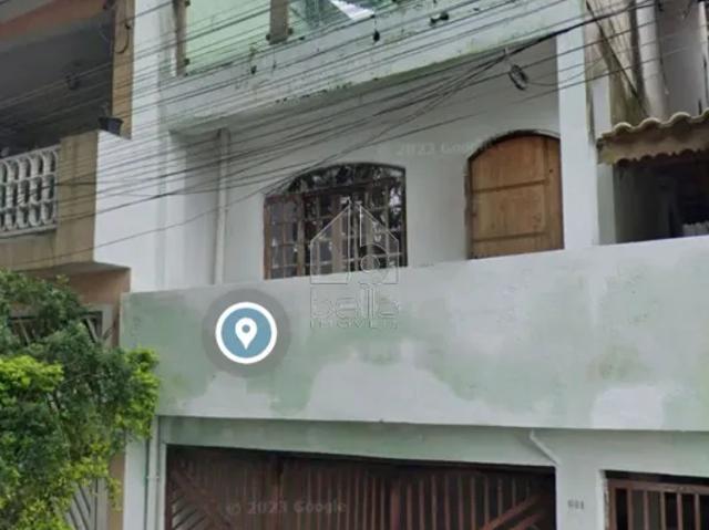 Sobrado com 3 Quartos e 2 banheiros à Venda, 125 m² por R$ 380.000