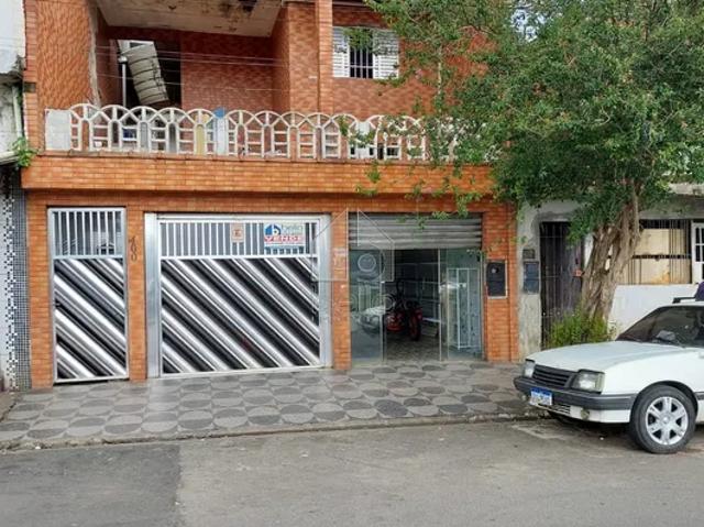 Sobrado com 3 Quartos e 2 banheiros à Venda, 280 m² por R$ 350.000