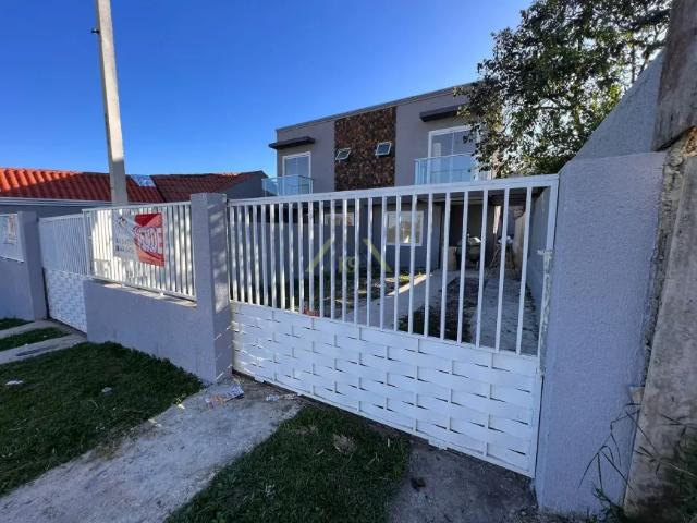 Sobrado com 3 Quartos e 2 banheiros à Venda, 70 m² por R$ 377.900