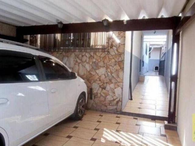 Sobrado com 3 Quartos e 2 vagas à venda, 150m²