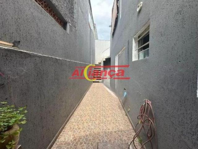 SOBRADO COM 3 QUARTOS E 2 VAGAS, 175 m² Bom Clima Guarulhos
