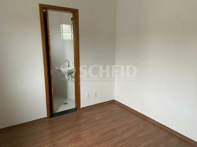 Sobrado com 3 Quartos e 3 banheiros à Venda, 106 m² por R$ 770.000