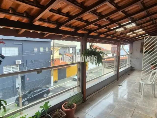 Sobrado com 3 Quartos e 3 banheiros à Venda, 130 m²