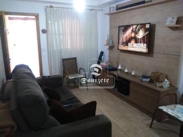 Sobrado com 3 Quartos e 3 banheiros à Venda, 142 m² por R$ 760.000