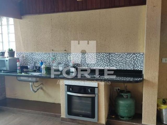 Sobrado com 3 Quartos e 3 banheiros à Venda, 153 m² por R$ 520.000
