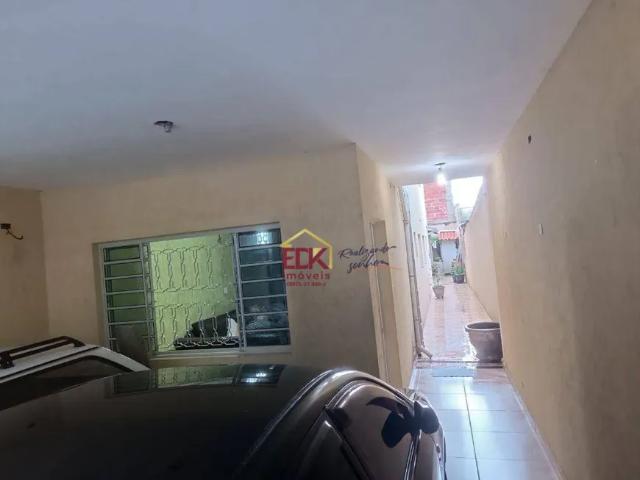 Sobrado com 3 Quartos e 3 banheiros à Venda, 150 m² por R$ 380.000