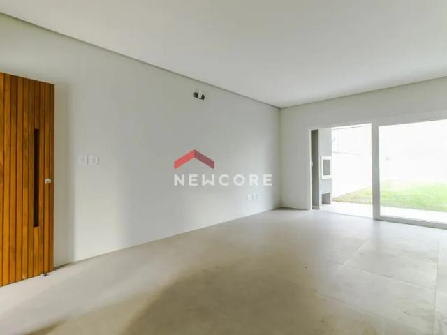 Sobrado com 3 Quartos e 3 banheiros à Venda, 154 m² por R$ 794.490