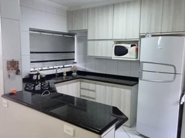 Sobrado com 3 Quartos e 3 banheiros à Venda, 185 m² por R$ 460.000