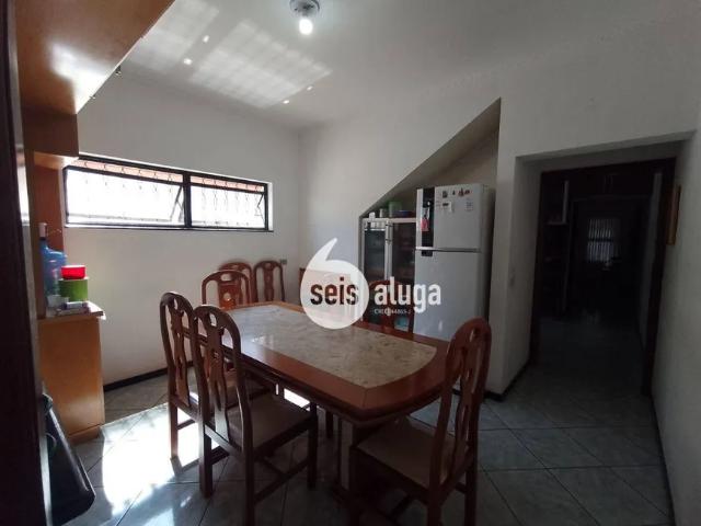 Sobrado com 3 Quartos e 3 banheiros à Venda, 190 m² por R$ 500.000