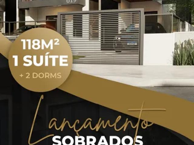 Sobrado com 3 Quartos e 3 banheiros à Venda, 118 m² por R$ 490.000