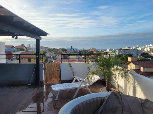 Sobrado com 3 Quartos e 3 banheiros à Venda, 121 m² por R$ 515.000