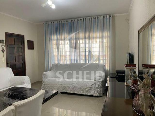 Sobrado com 3 Quartos e 3 banheiros à Venda, 131 m² na Vila Inglesa