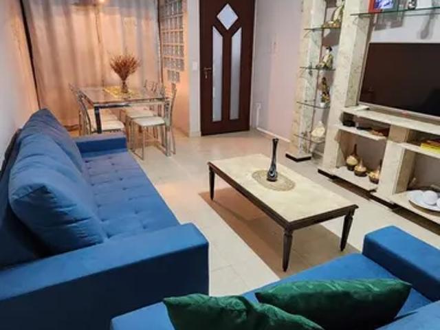 Sobrado com 3 Quartos e 3 banheiros à Venda, 135 m² por R$ 470.000