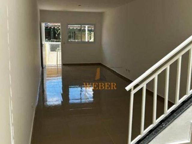 Sobrado com 3 Quartos e 3 banheiros à Venda, 135 m² por R$ 699.000