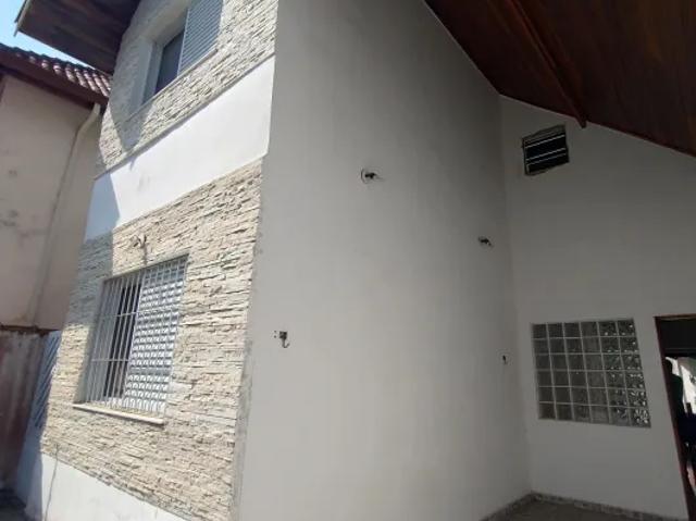 Sobrado com 3 Quartos e 3 banheiros à Venda, 136 m² por R$ 480.000