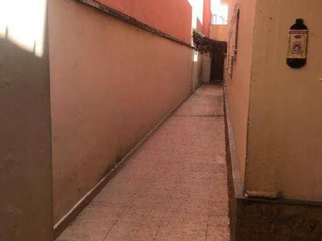 Sobrado com 3 Quartos e 3 banheiros à Venda, 247 m² por R$ 791.000