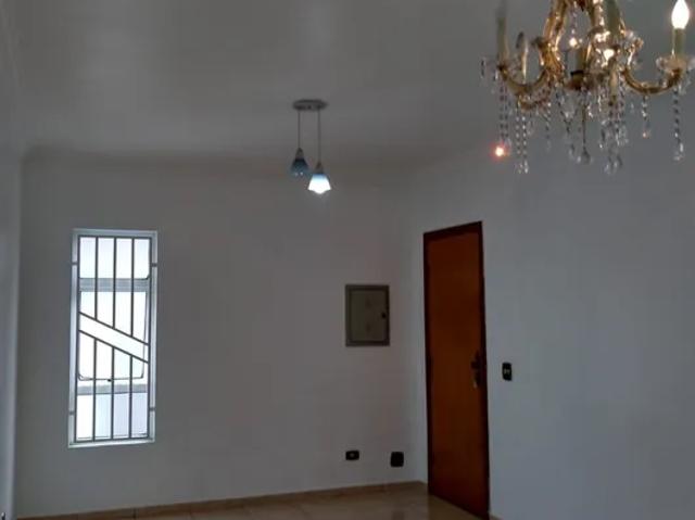 Sobrado com 3 Quartos e 3 banheiros à Venda, 205 m² por R$ 1.150.000