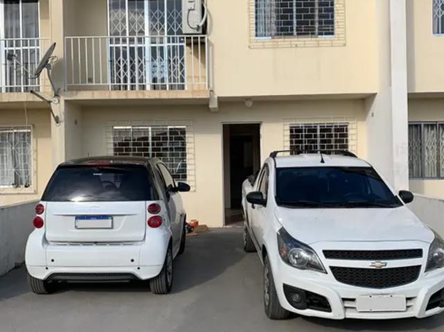 Sobrado com 3 Quartos e 3 banheiros à Venda, 97 m² por R$ 377.000