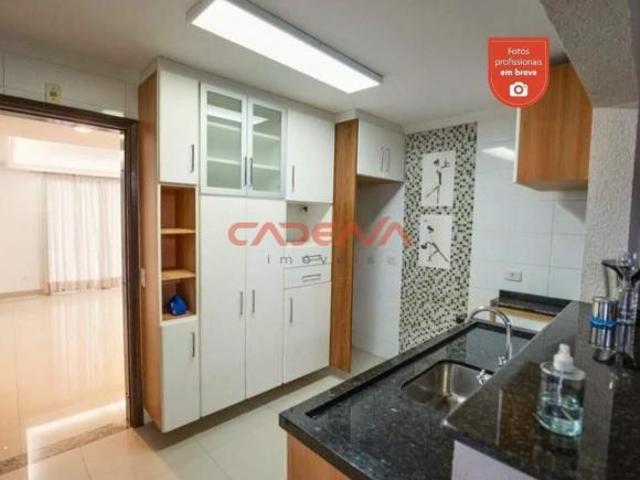 Sobrado com 3 quartos e 3 vagas à venda no Bairro Alto
