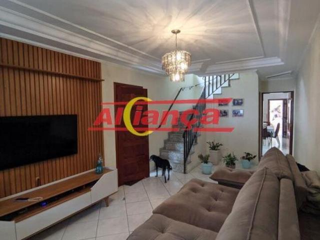 Sobrado com 3 quartos e 3 Vagas para venda $ 710.000 Gopouva / Guarulhos