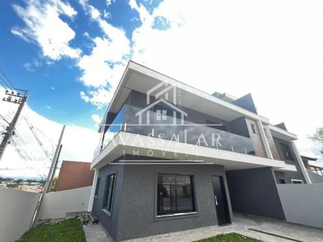 Sobrado com 3 quartos e terraço a venda no bairro Ganchinho, Curitiba PR